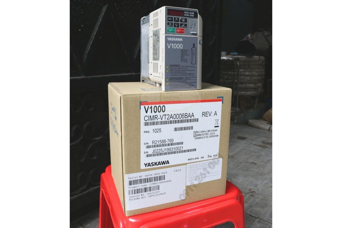 Biến tần Yaskawa V1000 0.75/1.5kW 220V, CIMR-VT2A0006BAA